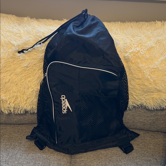 Speedo | Bags | Speedo Black Drawstring Swim Backpack | Poshmark